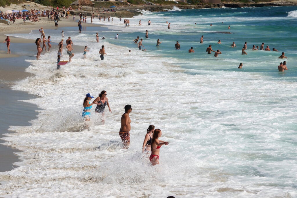 Status yellow high temperature warning issued for Waterford